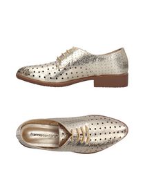 Stringate donna: scarpe stringate basse e alte, con tacco o senza tacco ...