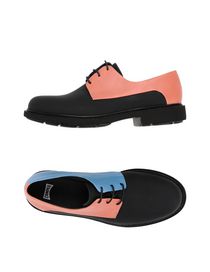 Stringate donna: scarpe stringate basse e alte, con tacco o senza tacco ...